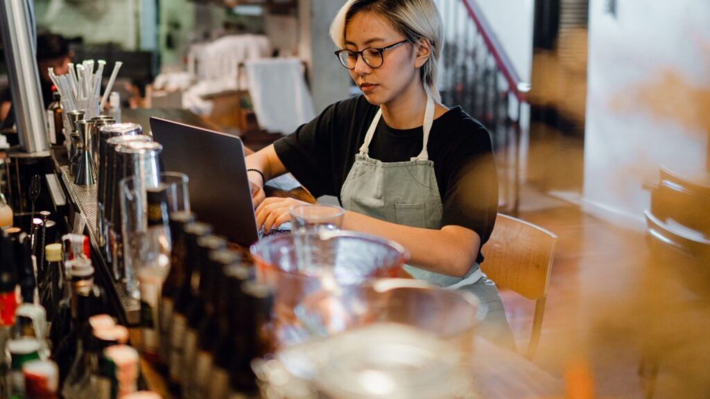 How To Prepare Your Restaurant For An Online Ordering System ...